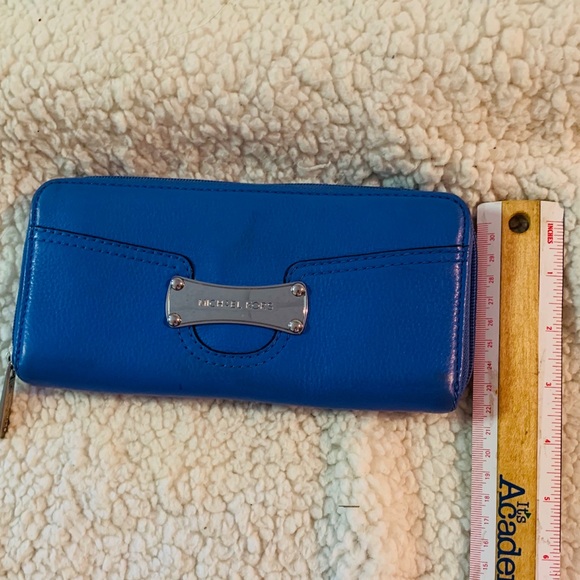 Michael Kors | Bags | Mk Electric Blue Saratoga Wallet | Poshmark